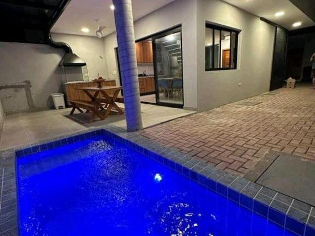 Casa Mobiliada com Piscina Privativa a 200m da Praia de Maresias