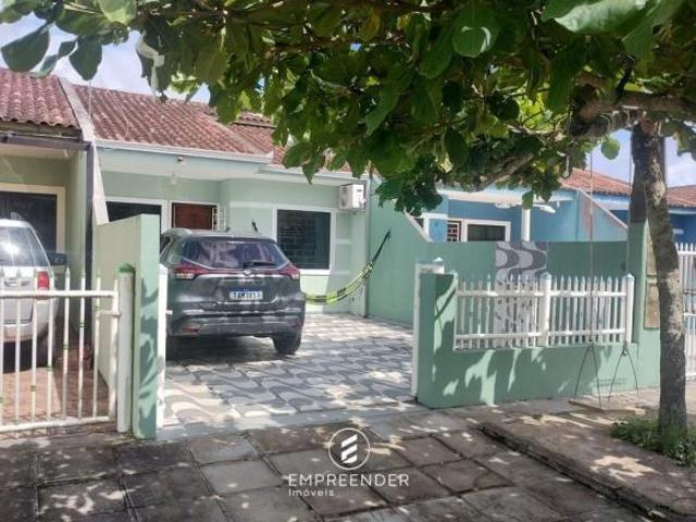 Casa mobiliada e com piscina a venda em Matinhos