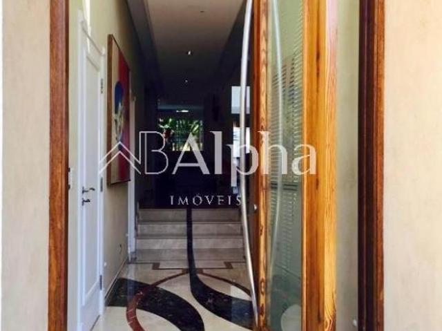 Casa mobiliada e recém pintada Condomínio Alpha Conde em Alphaville Barueri SP