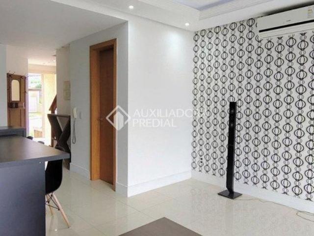 Casa mobiliada em condomínio no Morro do Espelho em São Leopoldo próximo ao colégio Sinodal