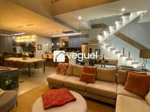 Casa mobiliada em condomínio com 254m², 3 suítes para venda no Vila do Golf em Ribeirão Preto/SP