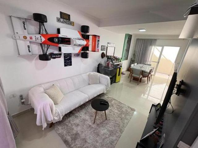CASA MOBILIADA EM CONDOMÍNIO COMPLETO!