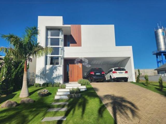 Casa mobiliada em condomínio fechado com 3 dormitórios