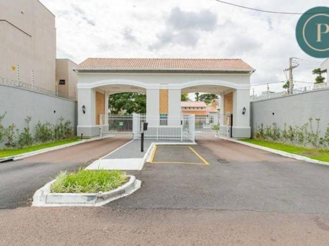 Casa Mobiliada em Condomínio Fechado no Bairro Pinheirinho