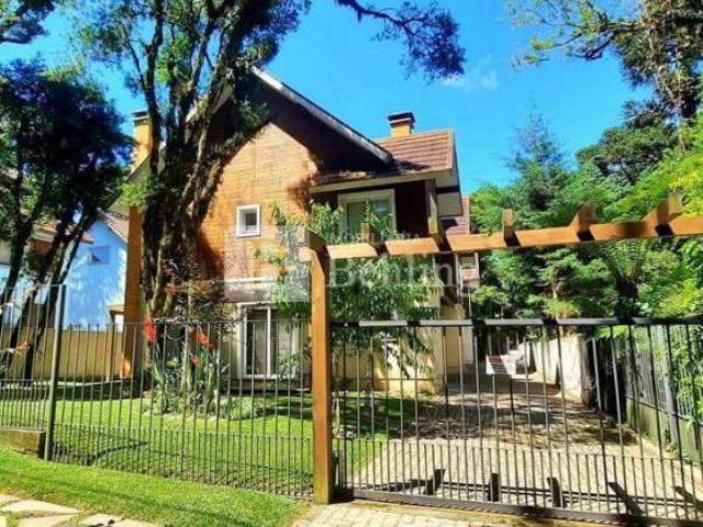 CASA MOBILIADA EM ÓTIMA LOCALIZAÇÃO DE CANELA