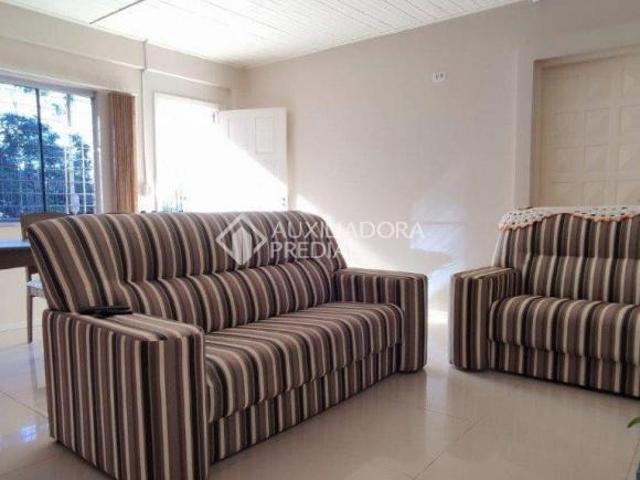 Casa mobiliada localizada em São Francisco de Paula