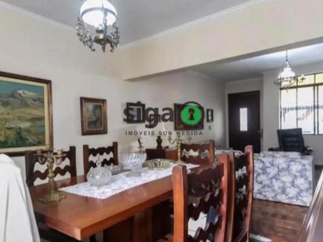 Casa mobiliada na Vila Clementino com varanda e espaço ideal para famílias