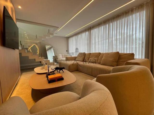 Casa Mobiliada no bairro Urbanova Condomínio Monte Carlo 4 suítes Aceita permuta