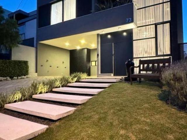 Casa mobiliada para locação no Euroville II – Alto padrão e conforto