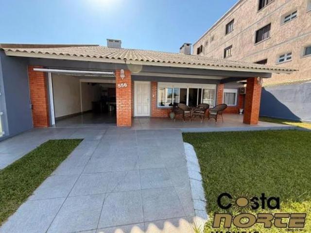 Casa Mobiliada Próximo do Mar em Tramandaí