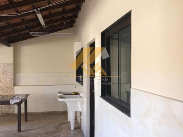 CASA MOGI MODERNO