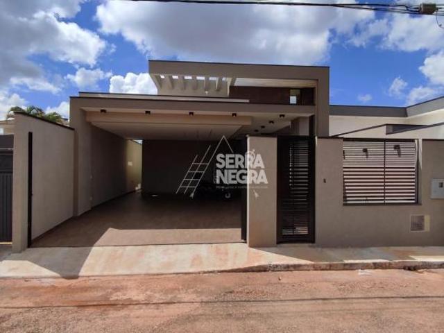 CASA MODERNA 3 QUARTOS LAZER COMPLETO PISCINA CONDOMINIO RUA 12 VICENTE PIRES DF