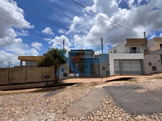 Casa Moderna 3 quartos, 1 suite, 2 vagas Bairro São Roque Divinópolis MG Região Nobre, Área Cons