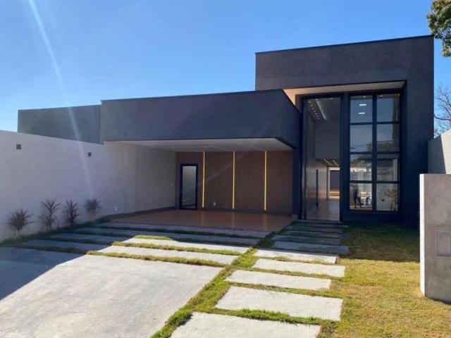 CASA MODERNA 3 SUÍTES 350M² VICENTE PIRES TRECHO 3 CONDOMÍNIO PISCINA AQUECIDA