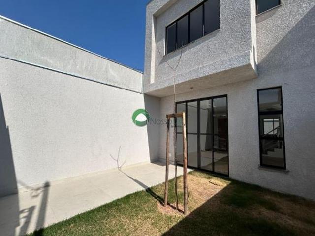 Casa moderna 03 quartos Santa Amélia