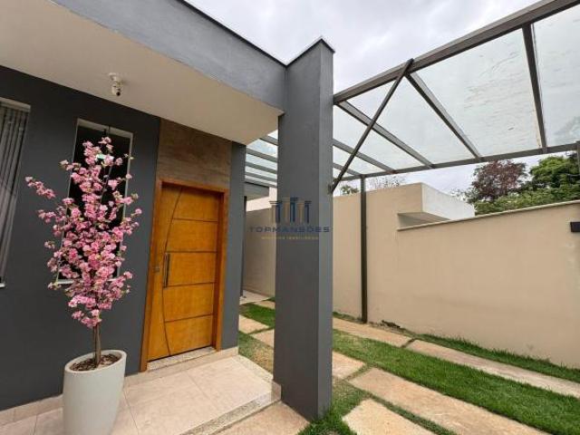 Casa moderna, 2 quartos, com gourmet e jardim no Aeronautas, Lagoa Santa