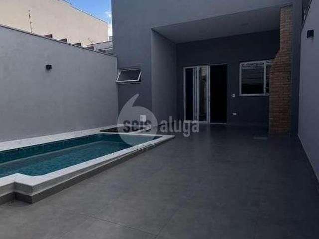 Casa moderna 2 suítes climatizadas com área de lazer Jardim Terramérica!