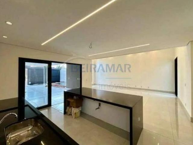 Casa Moderna 4 Quartos com Piscina – Taguatinga
