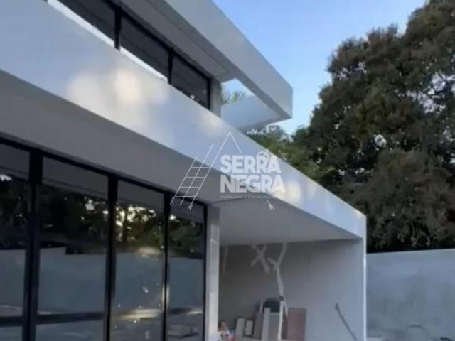CASA MODERNA 4 QUARTOS CONDOMINIO FECHADO LOCALIZACAO PRIVILEGIADA ARNIQUEIRAS DF