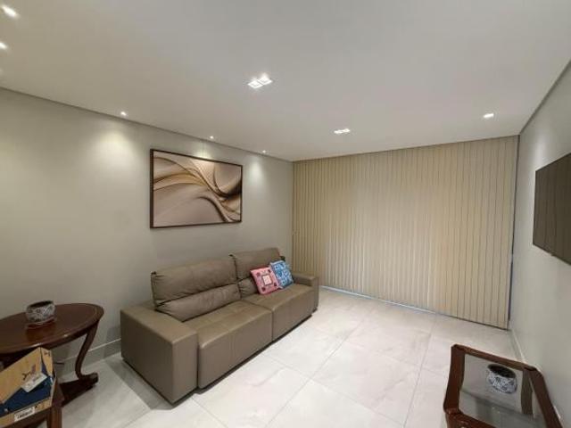Casa Moderna 4 suítes Excelente localização!