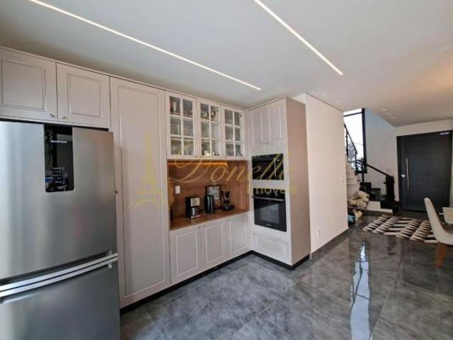 Casa Moderna com Suíte, Closet e Projeto para Piscina à Venda em Cezar de Souza