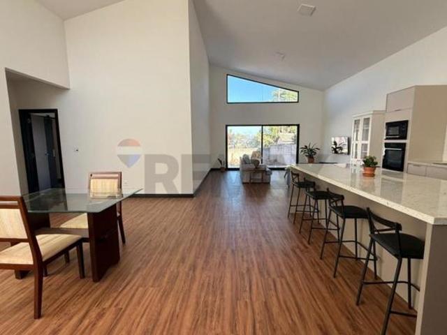 CASA MODERNA COM VISTA PARCIAL PARA O VALE | 3 QUARTOS | ÁREA GOURMET | CONDOMÍNIO SAN FRANCISCO II