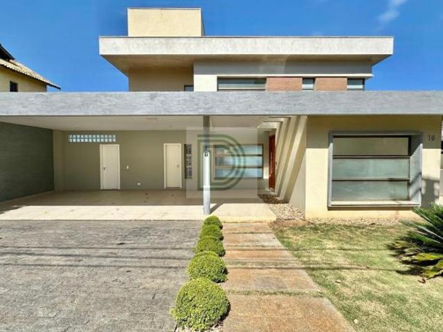 CASA MODERNA COM VISTA 180° NA FAZENDINHA SOFISTICAÇÃO, PRIVACIDADE E CONFORTO EM UM SÓ LUGAR!