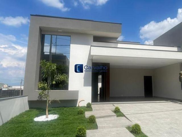 Casa Moderna com 3 Dormitórios, Suíte, Piscina e Área Gourmet