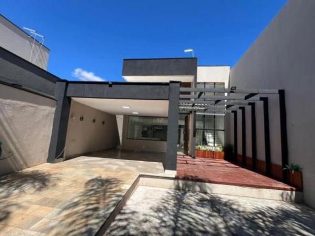 CASA MODERNA COM 3 SUITES COM EXCELENTE LOCALIZAÇÃO EM VICENTE PIRES