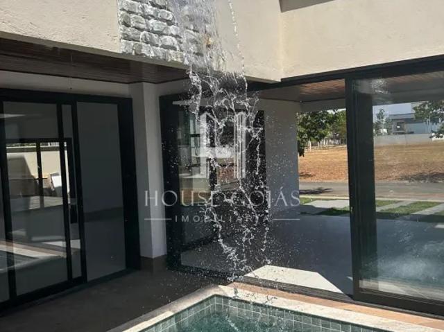 Casa Moderna com 3 Suítes + Escritório