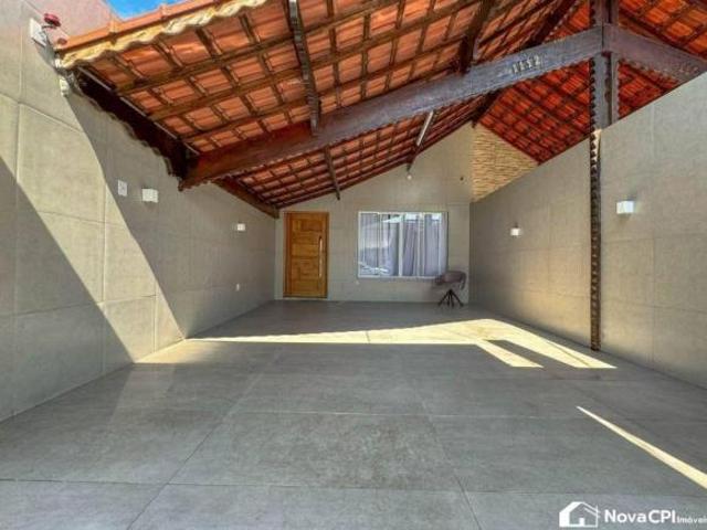 Casa moderna à venda com 3 quartos, suíte, piscina e espaço gourmet – 120 m²