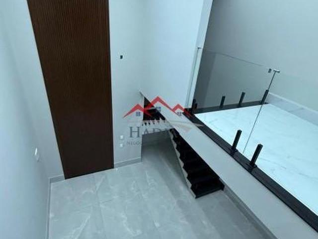 Casa moderna a venda de 3 dormitórios em Jundiaí