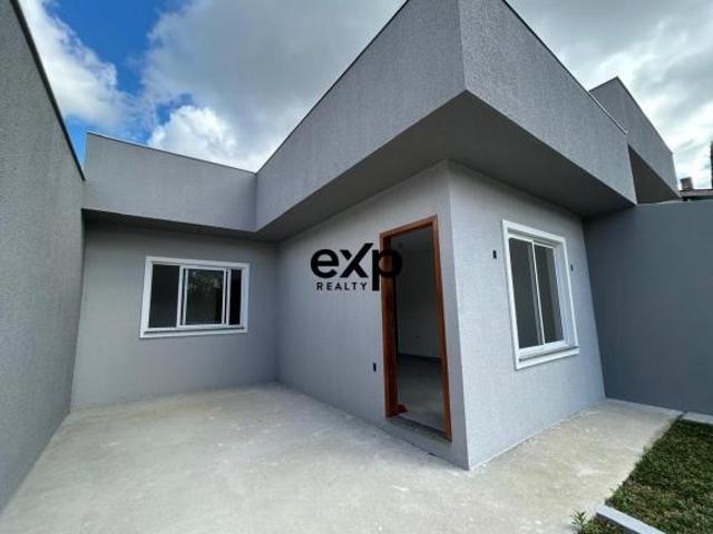 Casa Moderna à Venda Excelente Espaço de Terreno e Localização Privilegiada