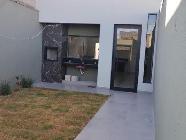 Casa Moderna à Venda no Bairro GSP Life COM SUÍTE E CHURRASQUEIRA