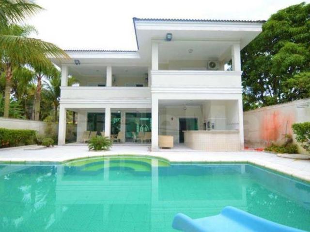 Casa moderna à venda no Condomínio Costão de Pernambuco em Guarujá