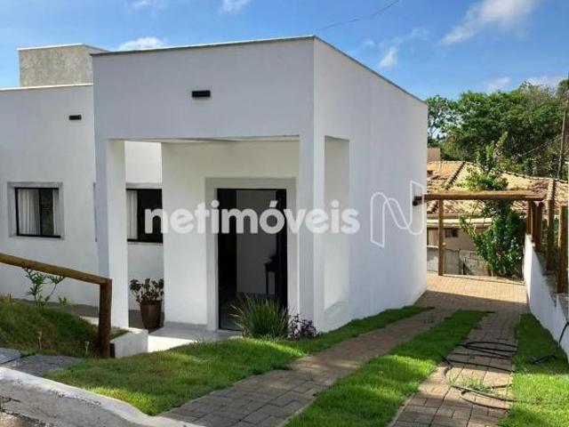 Casa Moderna à Venda no Condomínio Village do Gramado – Lagoa Santa/MG !