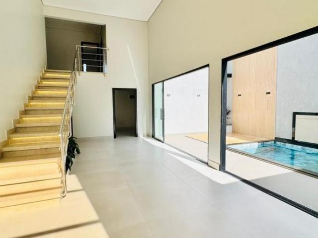 CASA MODERNA ALTO PADRÃO 4 SUÍTES RUA 5 VICENTE PIRES LOTE 412M² COM PISCINA AQUECIDA