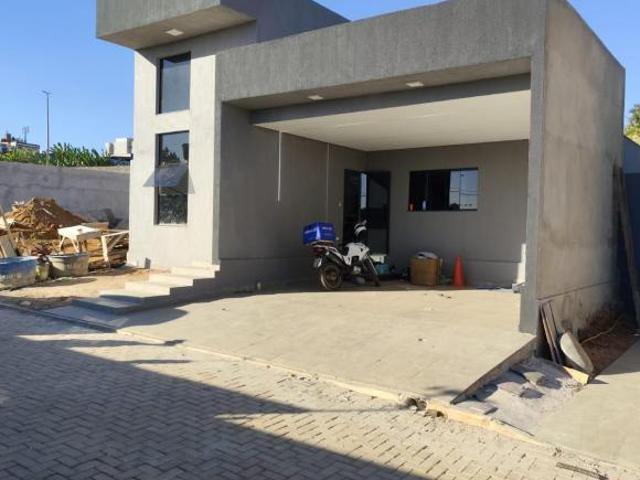Casa Moderna Alto padrão de 300m² com 3 quartos, 2 suítes, condominio fechado
