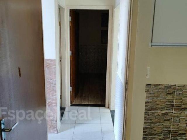 Casa Moderna de 3 Dormitórios em Localização Privilegiada