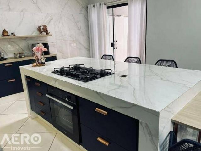 Casa Moderna de Esquina no Jardim América Bauru – 3 Quartos 2 Suítes