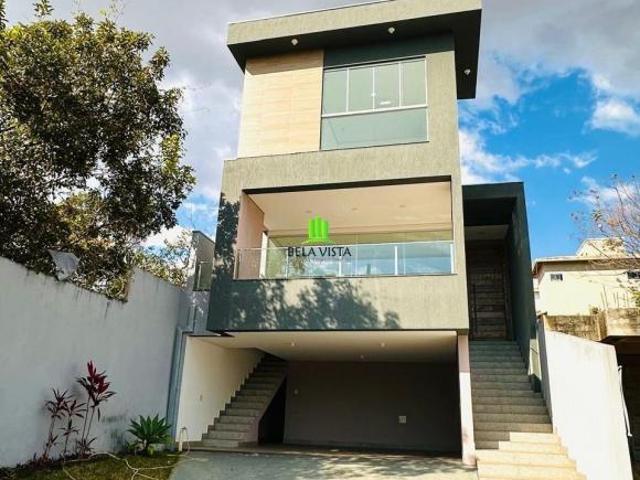 Casa Moderna em Condomínio 3 Quartos