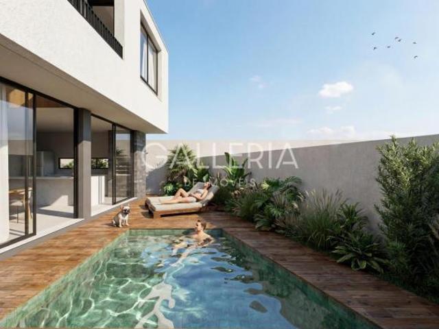 Casa moderna em condomínio com 3 suítes