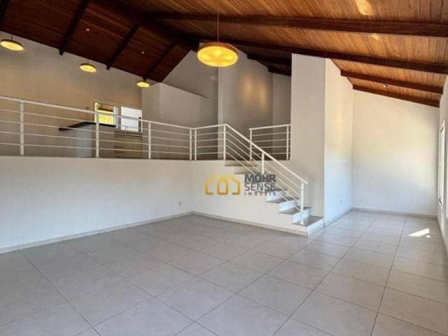 Casa Moderna em Condomínio Fechado | Piscina, Espaço Gourmet e Vista para a Natureza