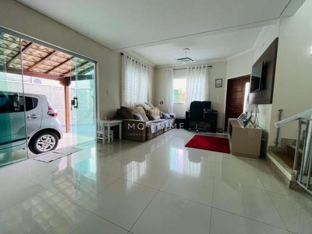 Casa Moderna em Condomínio Fechado – 3 Quartos 1 Suíte com Closet e Sacada