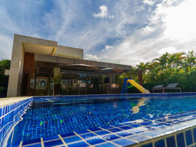 Casa Moderna em Condomínio Guarajuba BA