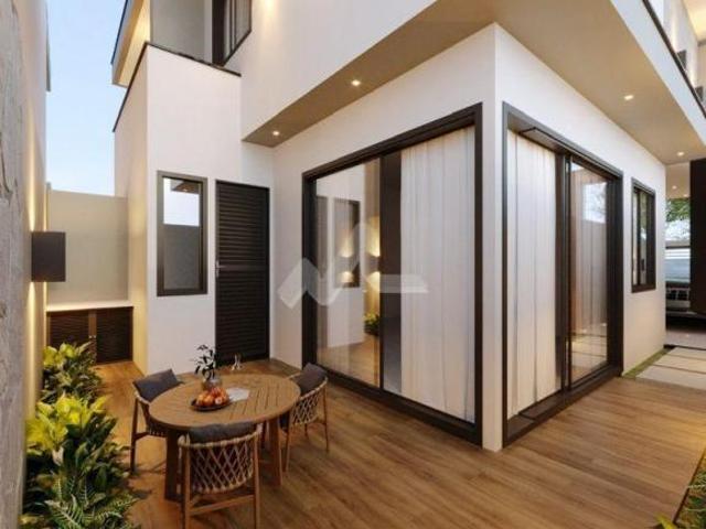 Casa Moderna em Construção, 3 Quartos, Suíte com Closet e Terraço Gourmet