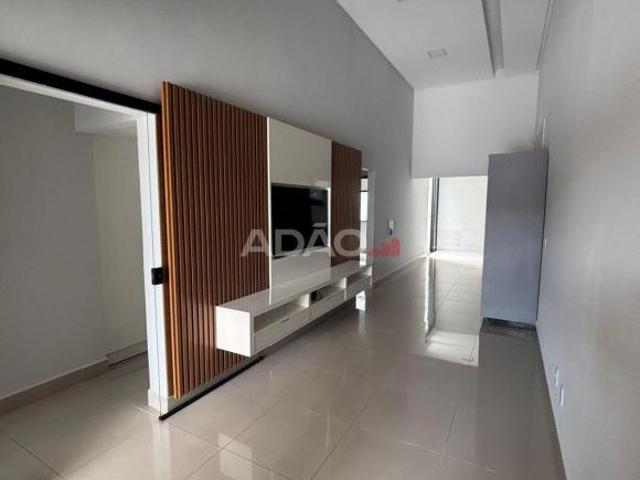 Casa Moderna Jardim das Paineiras 90m² com 3 Quartos, Pé Direito Duplo e Armários Planejados Casa