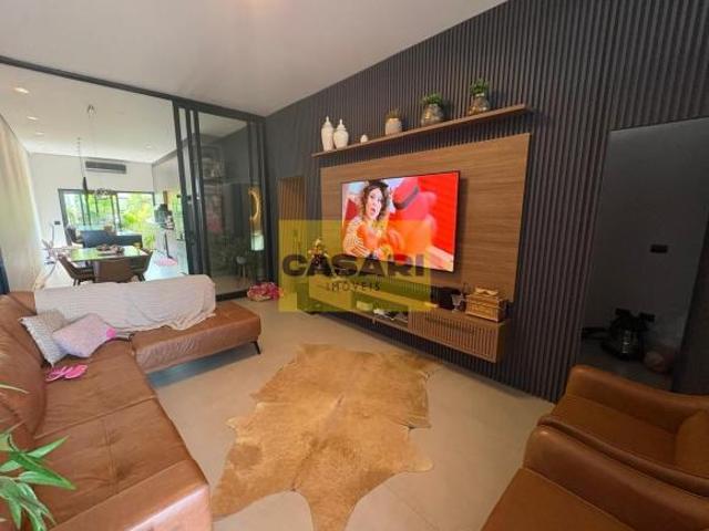 Casa Moderna Mobiliada à Venda – 150m² | Sustentável, Completa e Pronta para Morar