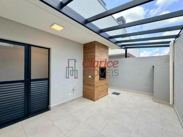 Casa moderna no Jardim Cruzeiro em São José dos Pinhais