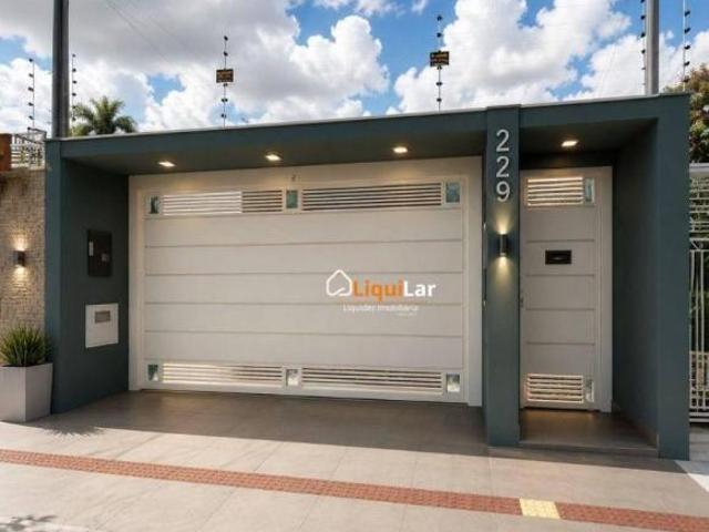 Casa Moderna no Silvia Regina com 2 Suítes, Espaço Gourmet e Acabamento Impecável